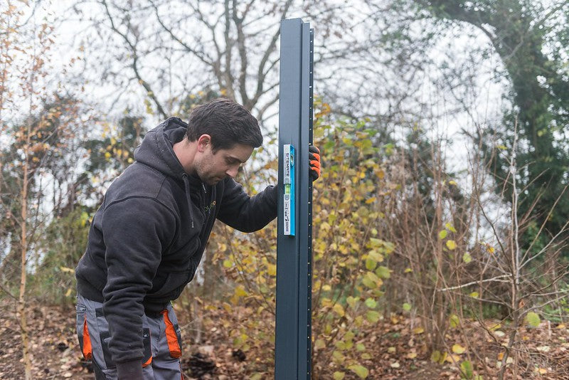 Levelling Fence Posts - DuraPost® with a Magnetic Spirit Level – Birkdale